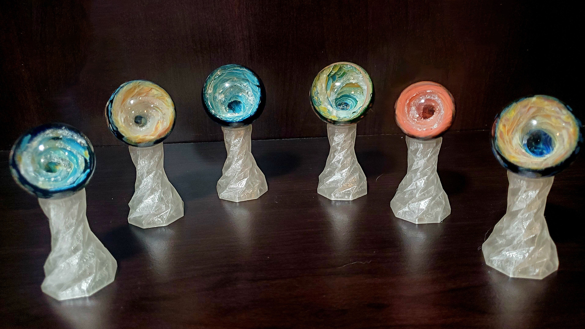 Honor Your Loved One With A Glass Keepsake - Roper and Sons