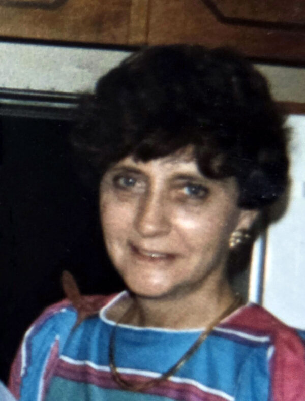 Daisie E. Stone - Roper and Sons